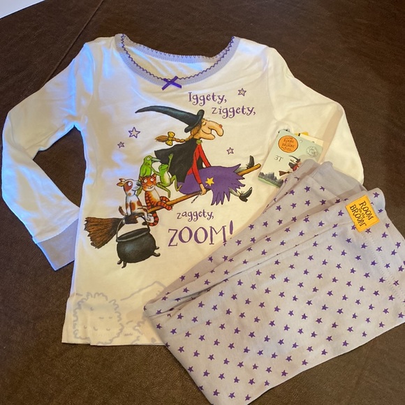 Room on the Broom | Pajamas | Room On The Broom Pj Pajama Set Girls 3t ...